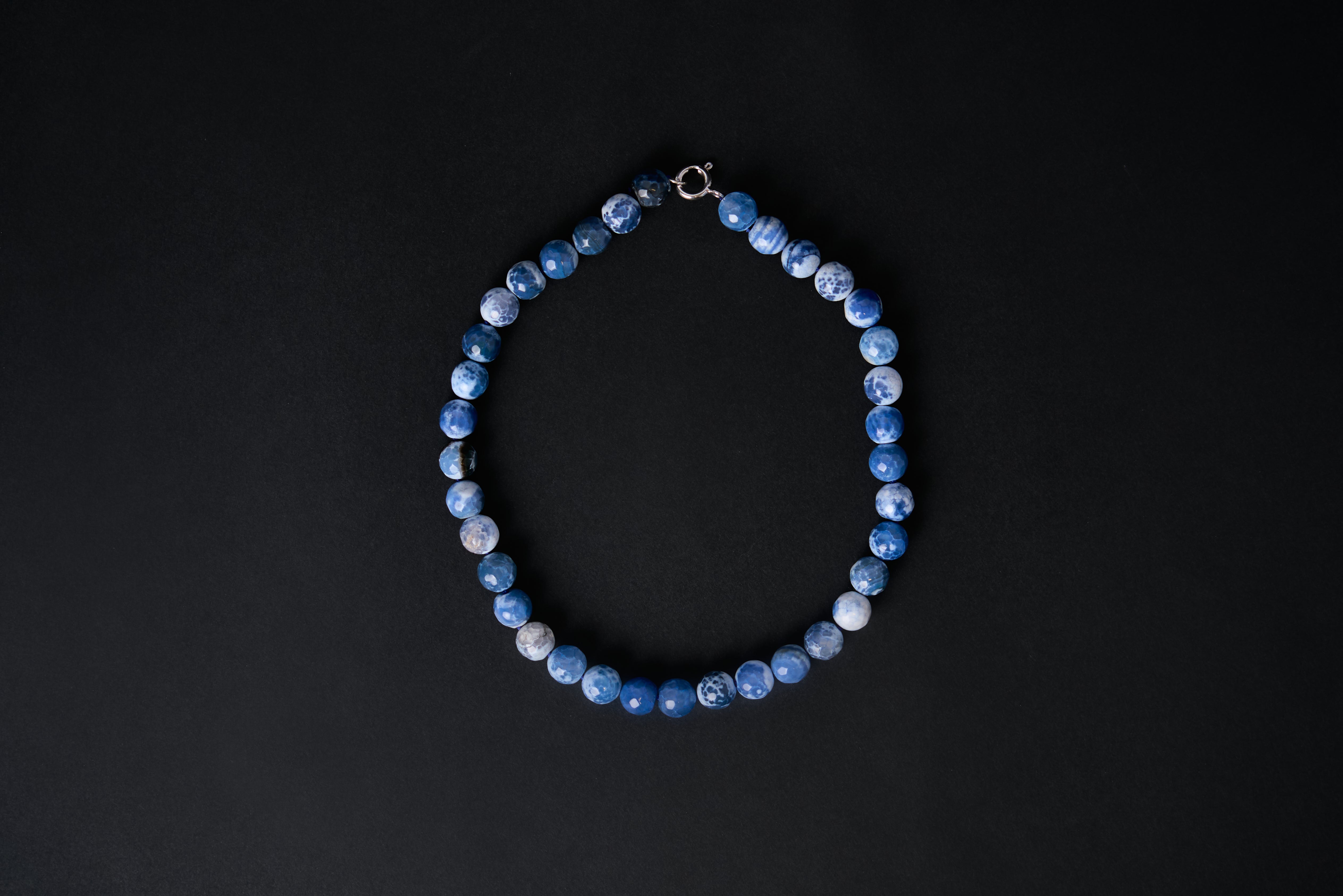 Blue and white ágatha choker – Sofia Fernandez Joyeria